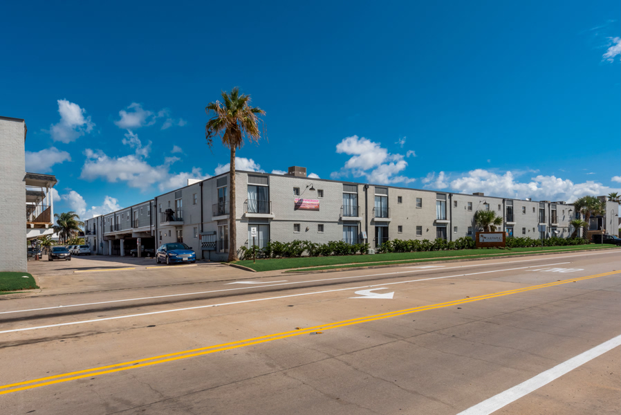 Affordable Apartments in Galveston, TX | Gulfwind